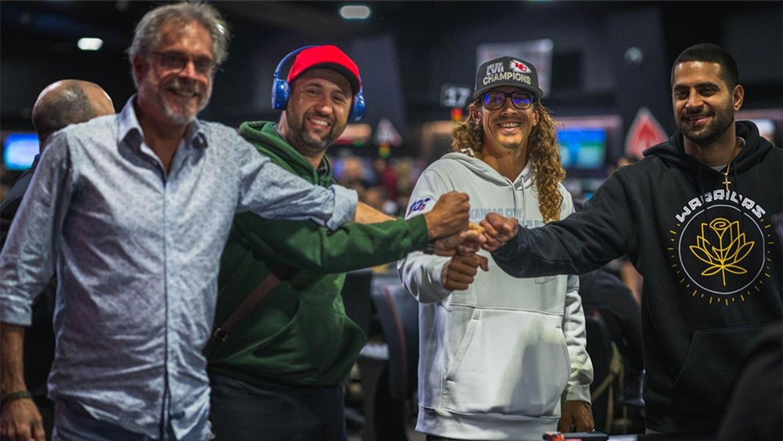 Les quatre derniers joueurs ont conclu un deal ICM, laissant 10% en jeu ...