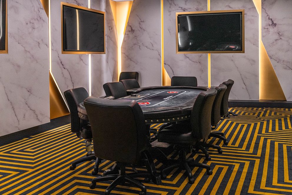 Poker Cash Games